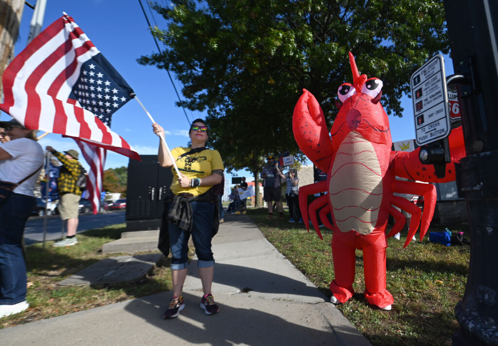 No More Kings: No Kings protests on Oct. 18 drew in protesters across ...