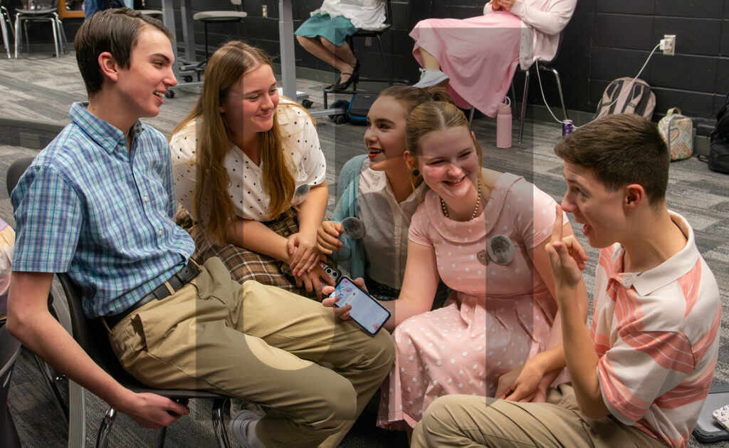 Photostory: Backstage Magic | The Harbinger Online
